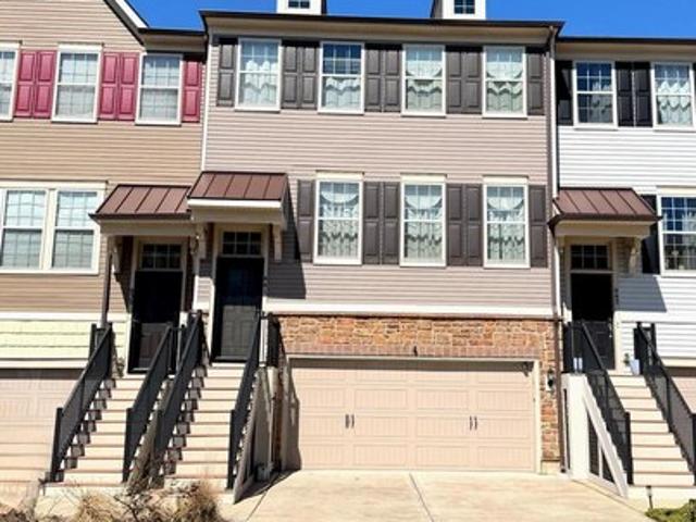 441 Tall Oaks Dr, Warminster, PA 18974