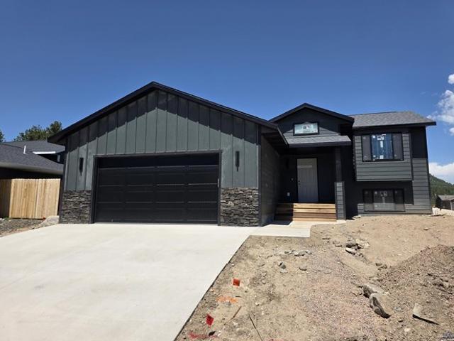 441 Yelner Dr, Box Elder, SD 57719
