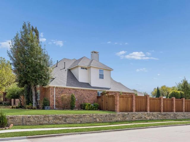 4424 Briar Hollow Drive