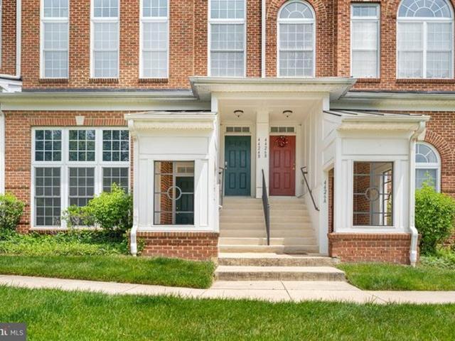 4424 Eastwick Ct Unit A, Fairfax, VA 22033
