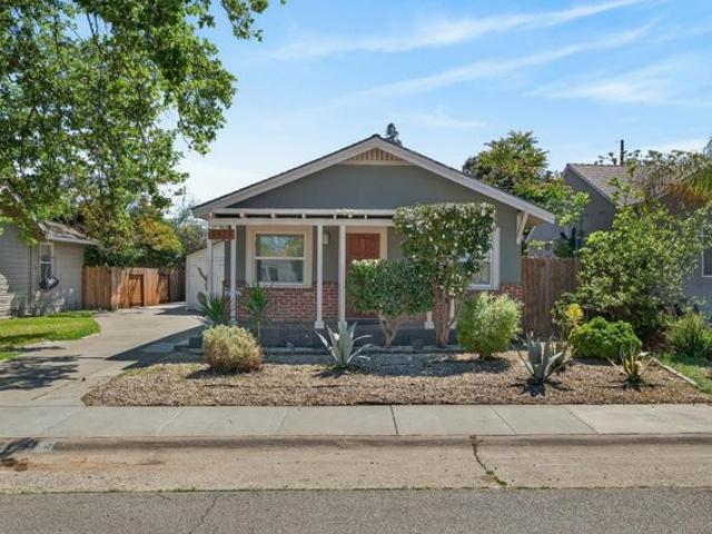 4424 12th Ave, Sacramento, CA 95820