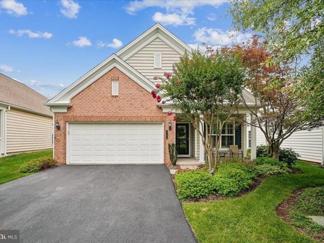 44252 Panther Ridge Dr, Ashburn, VA 20147