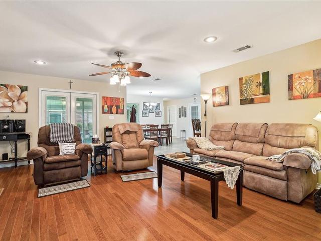 44258 Nicholas Circle