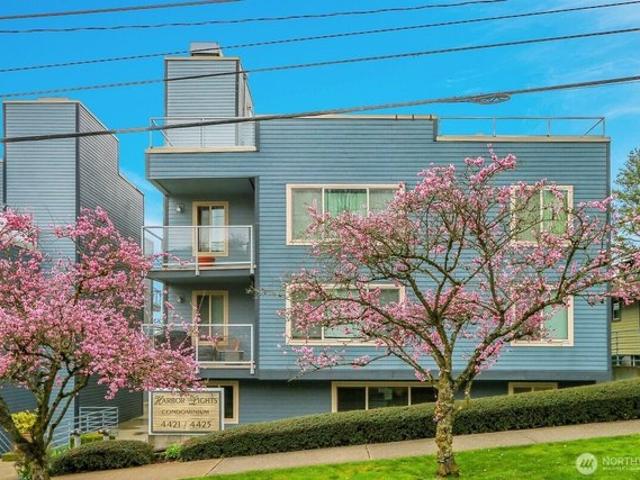 4425 Greenwood Ave N Apt 105, Seattle, WA 98103