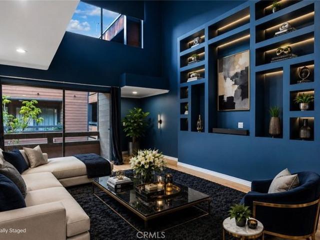 4425 Whitsett Ave Unit 210, Studio City, CA 91604
