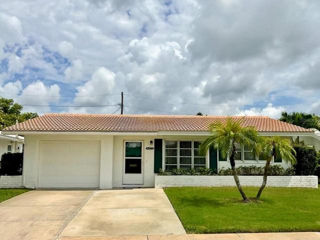 4425 96th Ave N, Pinellas Park, FL 33782