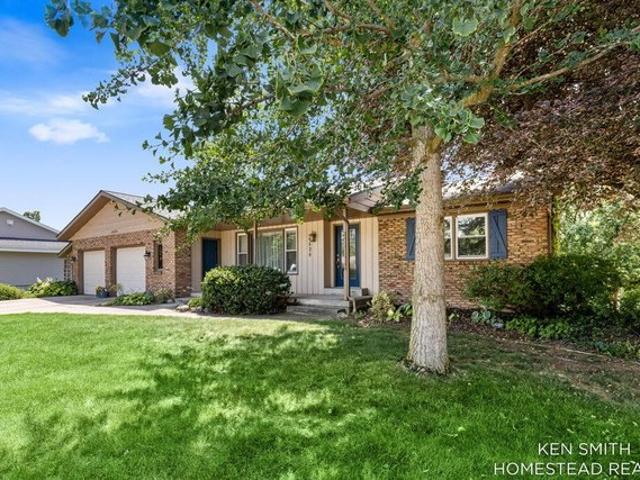 4426 41st St SW, Grandville, MI 49418