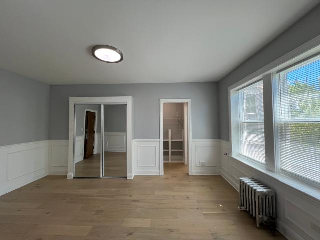 4427 N Seeley Avenue # 307