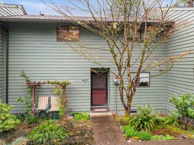 4427 Fox Hollow Rd Unit 7, Eugene, OR 97405