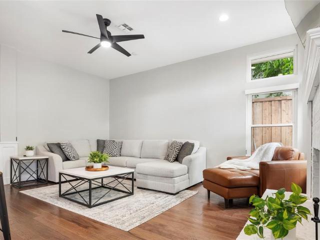 4427 San Fernando Lane