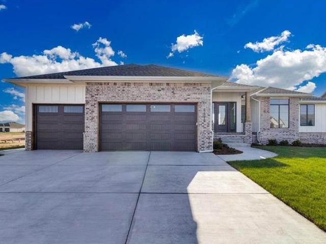 4428 N Bluestem St, Maize, KS 67101