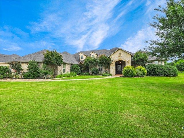 4428 Lake Breeze Dr, McKinney, TX 75071