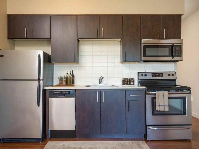 4429 NE Fremont St 2 Bedroom Apartment for Rent at 4429 Ne Fremont St, Portland, OR 97213 Beaumont Wilshire