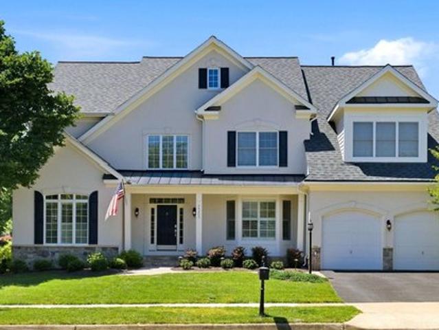44205 Riverpoint Dr, Leesburg, VA 20176