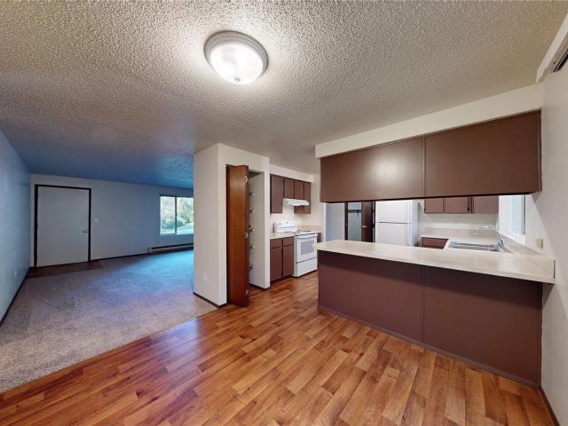 4420 NW Ridgewood Court # A & B