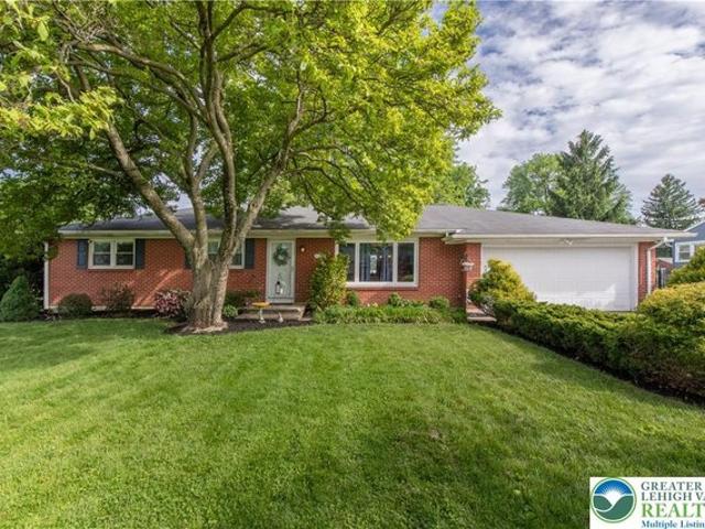 4420 Bayard St, Easton, PA 18045