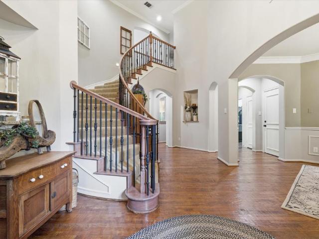 4420 Crown Knoll Circle