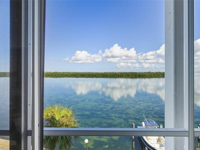 4420 Exeter Dr Unit 303, Longboat Key, FL 34228