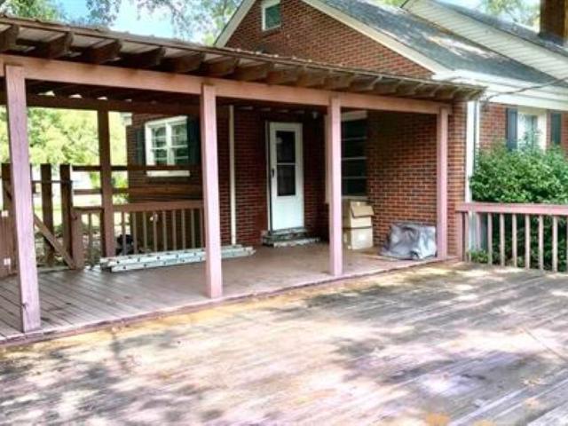4421 New Cut Road