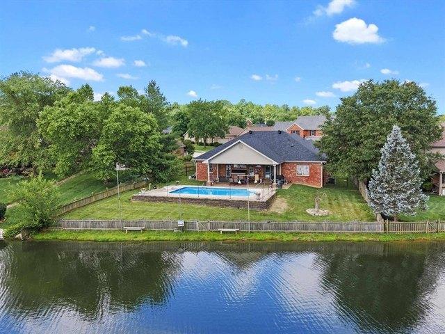 4421 Oakhurst Bnd, Owensboro, KY 42303