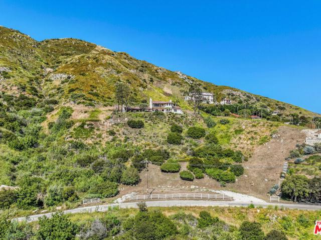 4421 Avenida De La Encinal, Malibu, CA 90265 | MLS #25606 | Compass