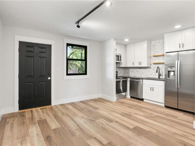 4421 Burgundy Street # 205