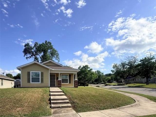 4421 E Kellis St, Fort Worth, TX 76119