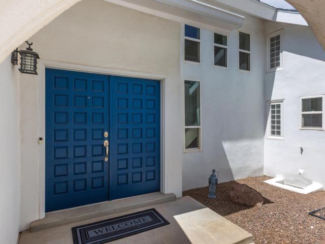 4421 Hidden Valley Court NE