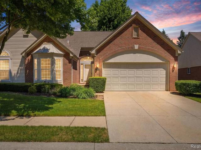 4421 Honeysuckle Drive