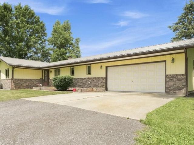 4421 S State Road 5, South Whitley, IN 46787