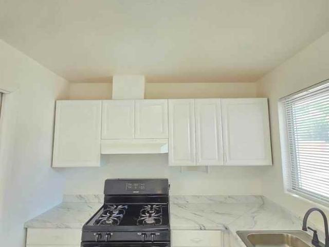 44221 4th St E 3 Bedroom Apartment for Rent at 44221 4th St E, Lancaster, CA 93535 Joshua