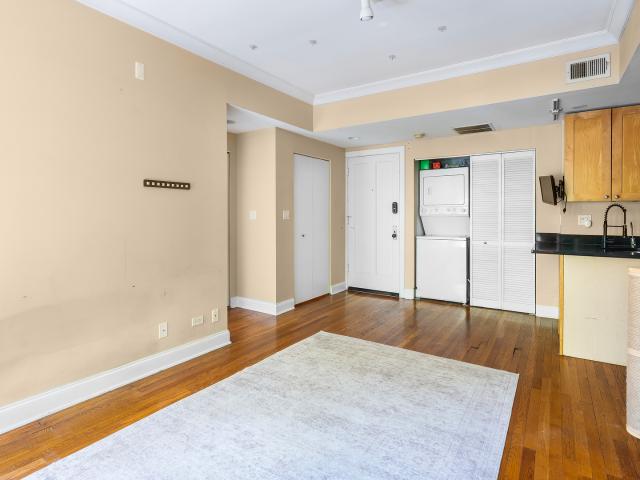 4422 N Ashland Avenue # 1E