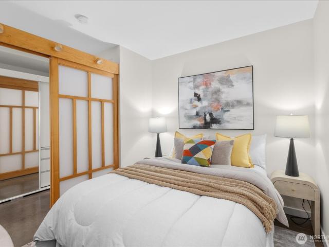 4422 Bagley Avenue N # 108