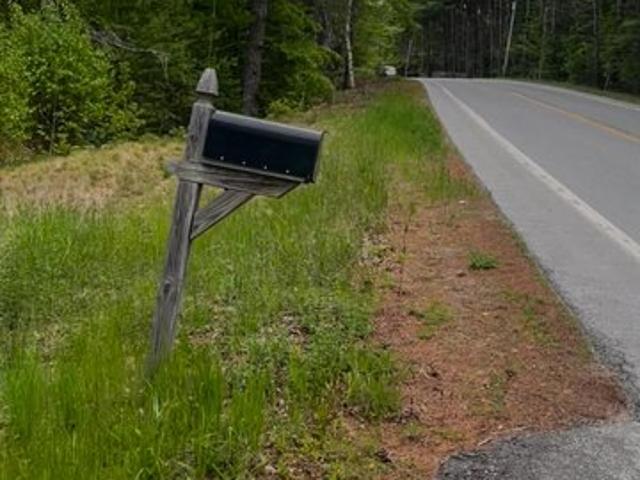 4422 Bennoch Rd, Alton, ME 04468