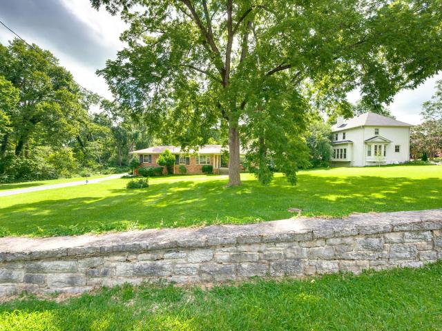 4422 Granny White Pike