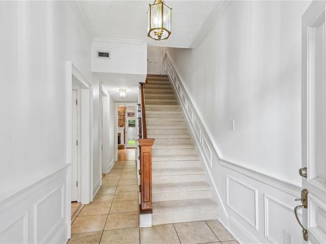 4422 Lake Vista Drive