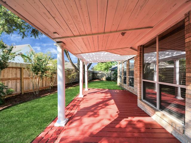 4422 Roundtree Lane