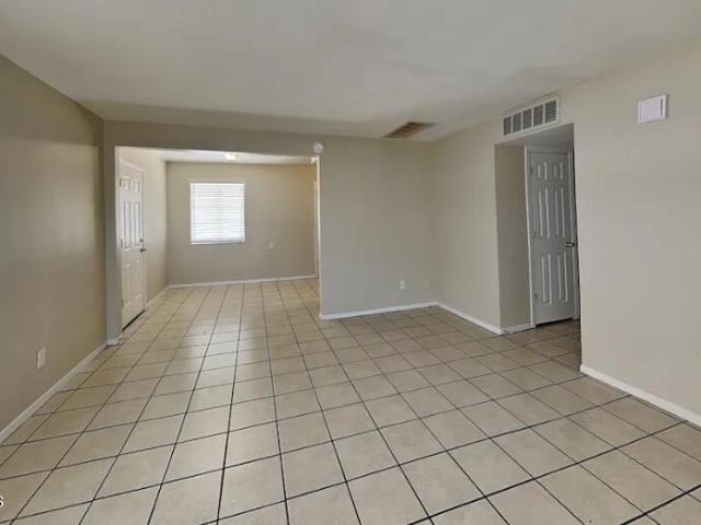 4422 S PARK Drive
