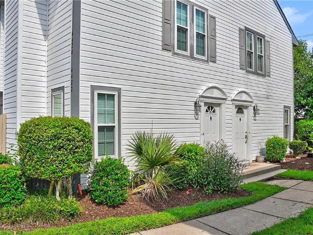 4422 Segovia CT