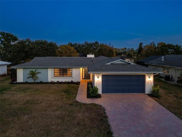 4423 Meadow Creek Cir, Sarasota, FL 34233 | MLS #A4679 | Compass