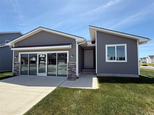 4423 NW 17th St, Ankeny, IA 50023