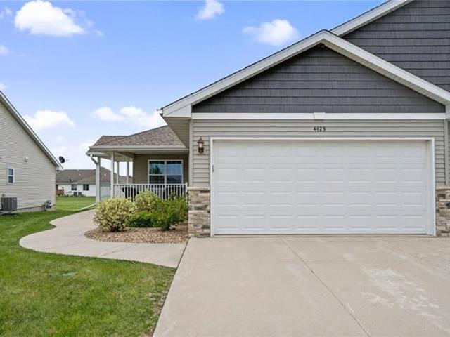 4423 Calder Dr, Marion, IA 52302