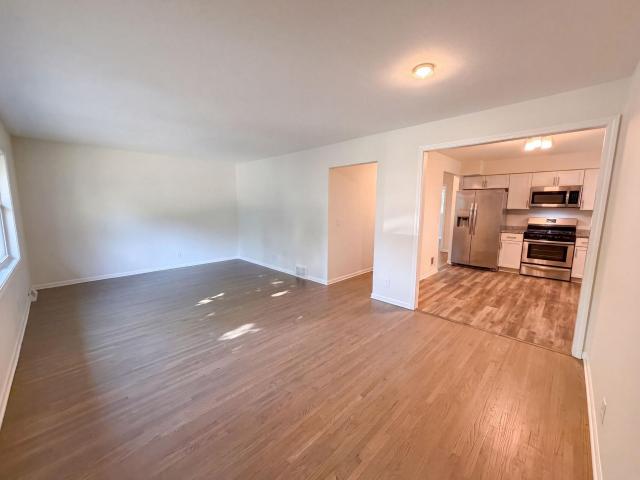 4423 Tyler Street NE