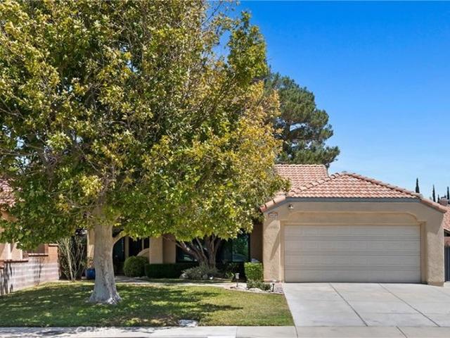 4423 th St W, Lancaster, CA 93536