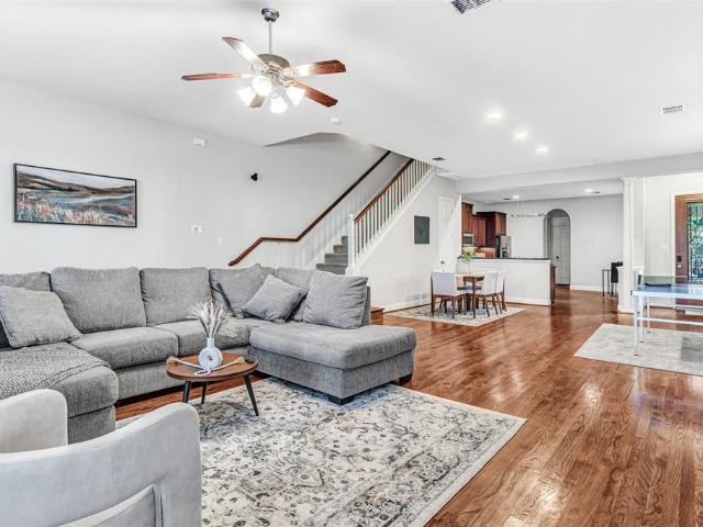 4423 W University Boulevard