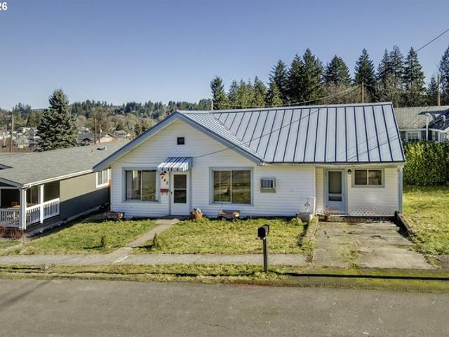 442 1st Ave, Vernonia, OR 97064
