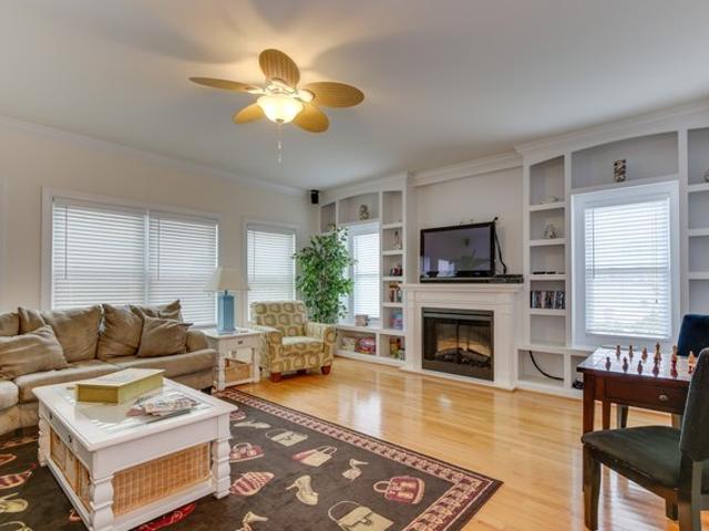 442 21st St, Virginia Beach, VA 23451