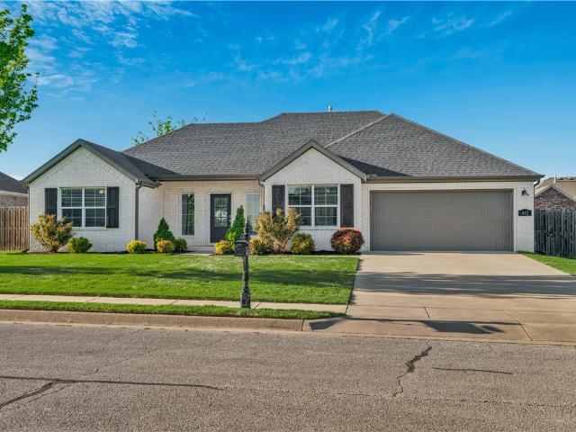 442 Concho Street