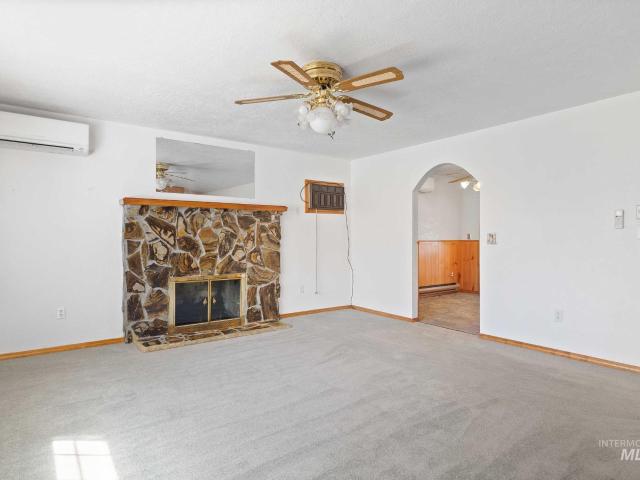 442 Crestview Drive