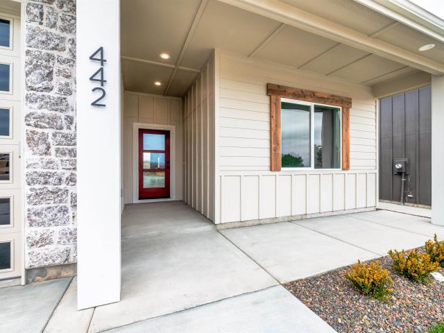 442 W Elaine Ct